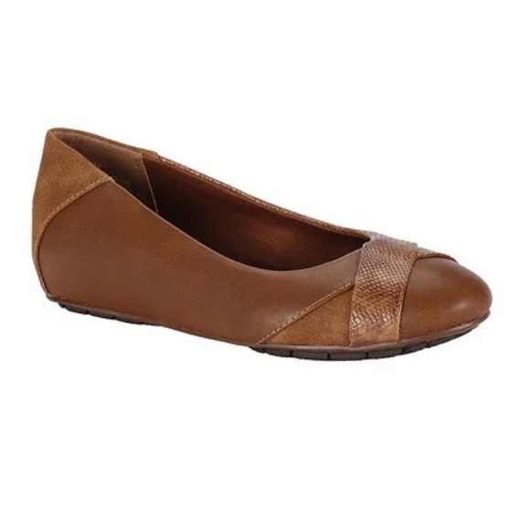 BareTraps | Shoes | Btrue By Baretraps Womens Kaylee Slipon Shoe | Poshmark